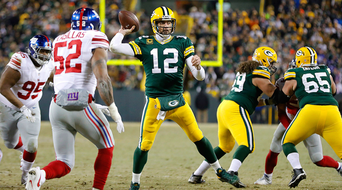 Aaron Rodgers immune to circumstance in Packers' win over Giants ...