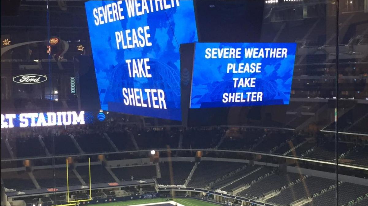 Players, fans told to stay in AT&T Stadium during storm - Sports ...