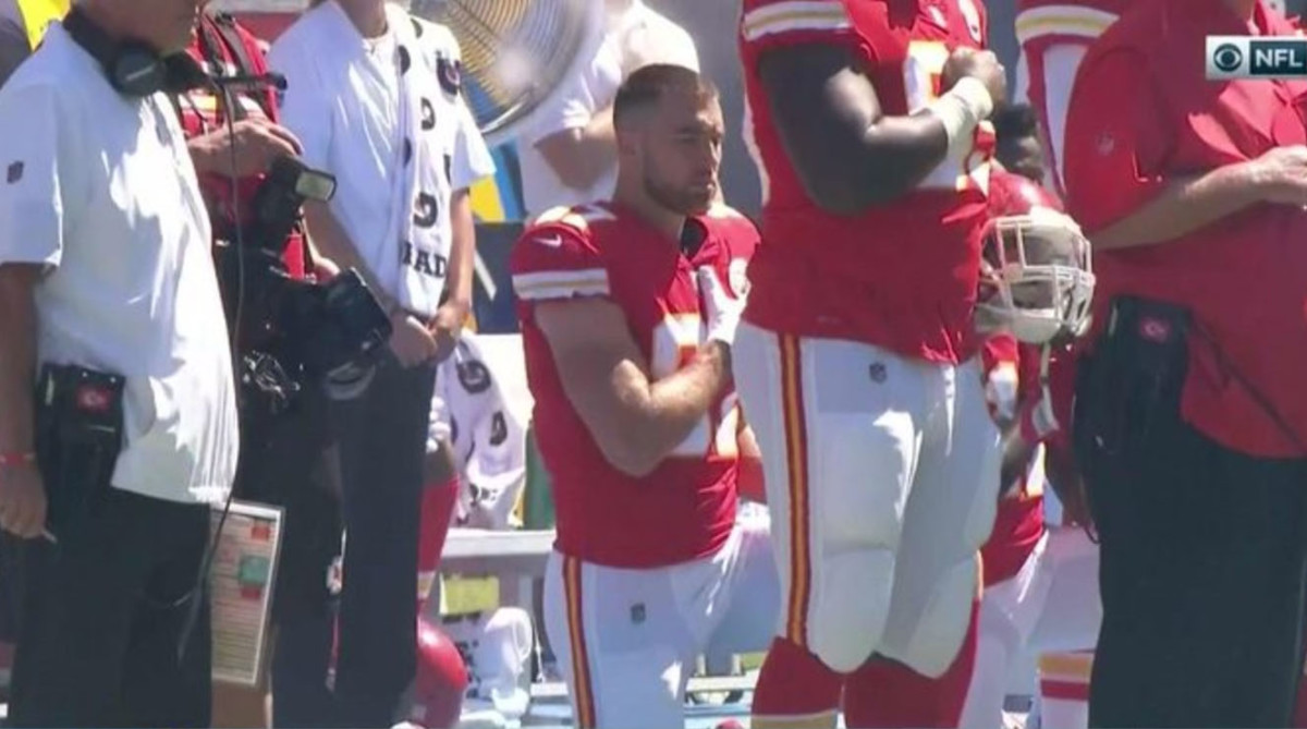 Chargers Chiefs anthem protests: Players sit and kneel - Sports Illustrated