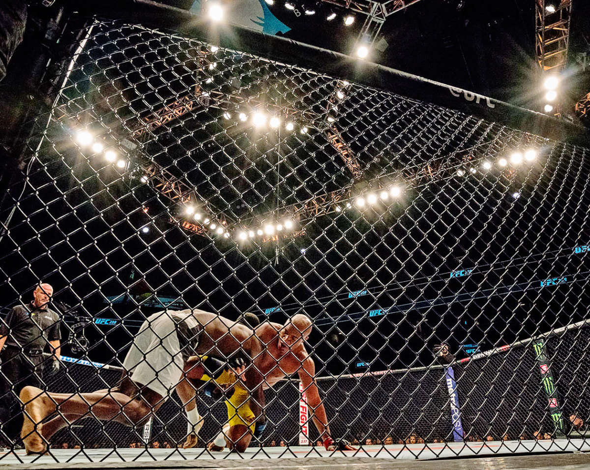 Photos: UFC 208 - Sports Illustrated