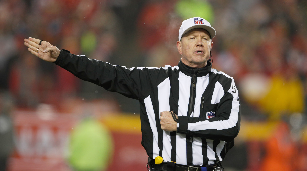 Super Bowl: Referee Travis Kelce criticized will officiate - Sports ...