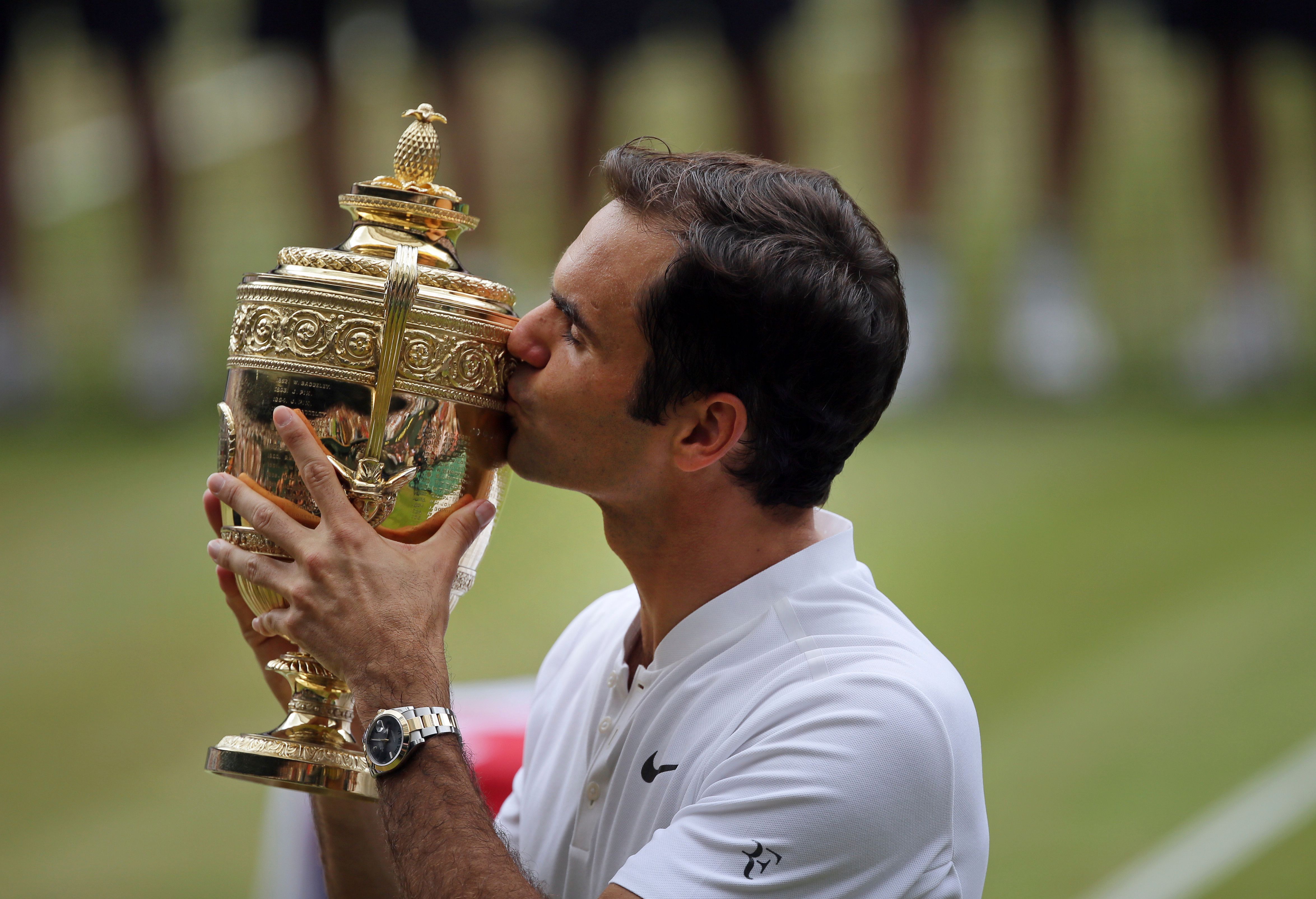 Federer tells AP he 'can't think too far ahead' nowadays - Sports ...