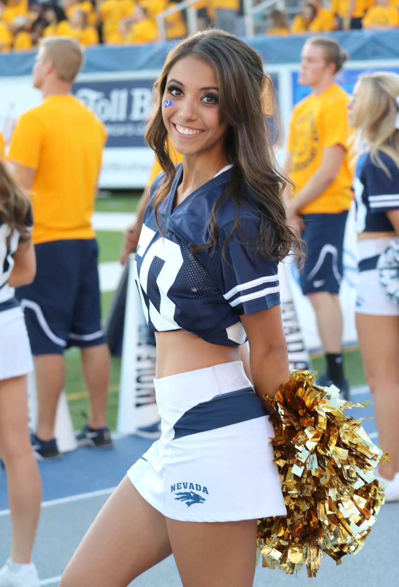 Cheerleader of the week: Mary Ross - Sports Illustrated