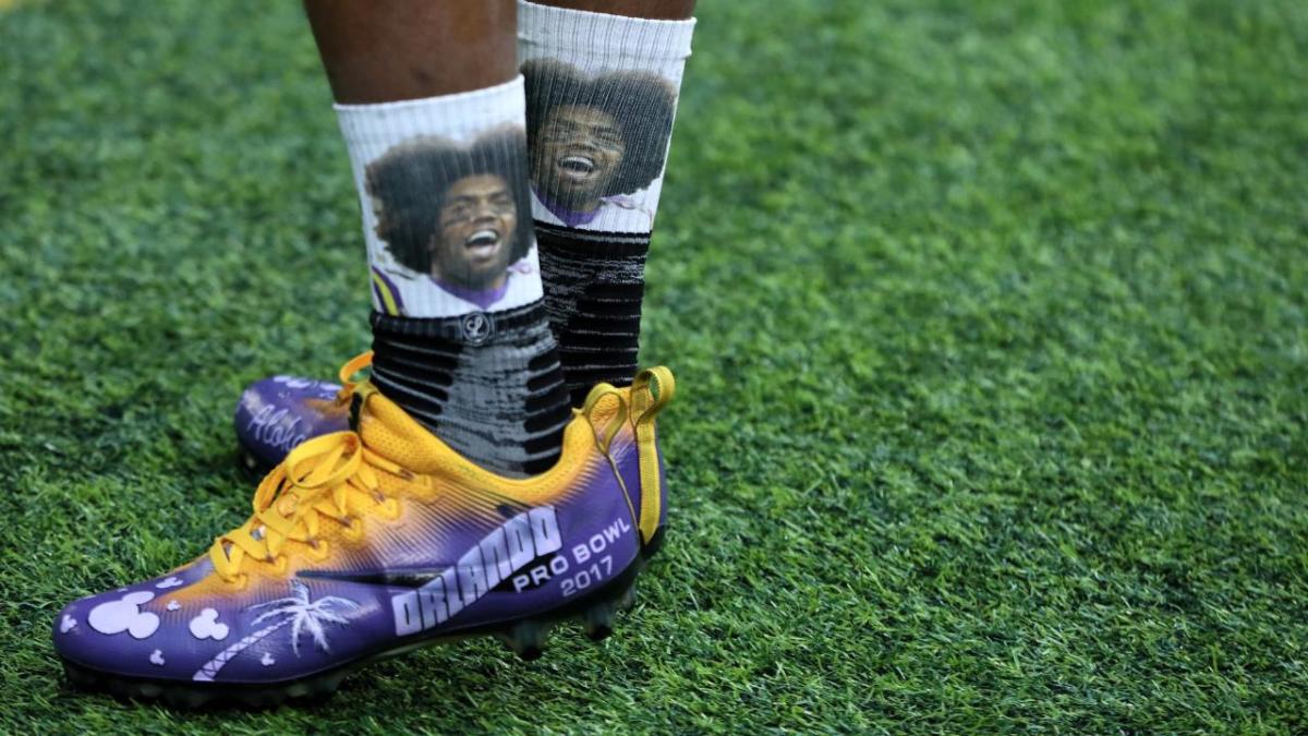 Week 17: NFL cleat roundup - Sports Illustrated