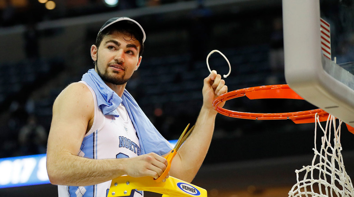 UNC's Luke Maye shows up to 8 am class after game-winning shot vs ...