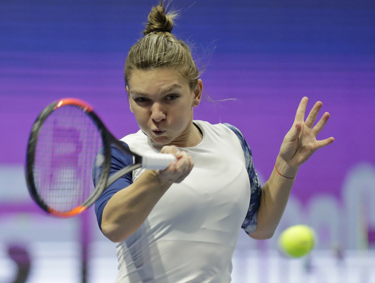 Top-seeded Halep beats Konjuh in St. Petersburg - Sports Illustrated