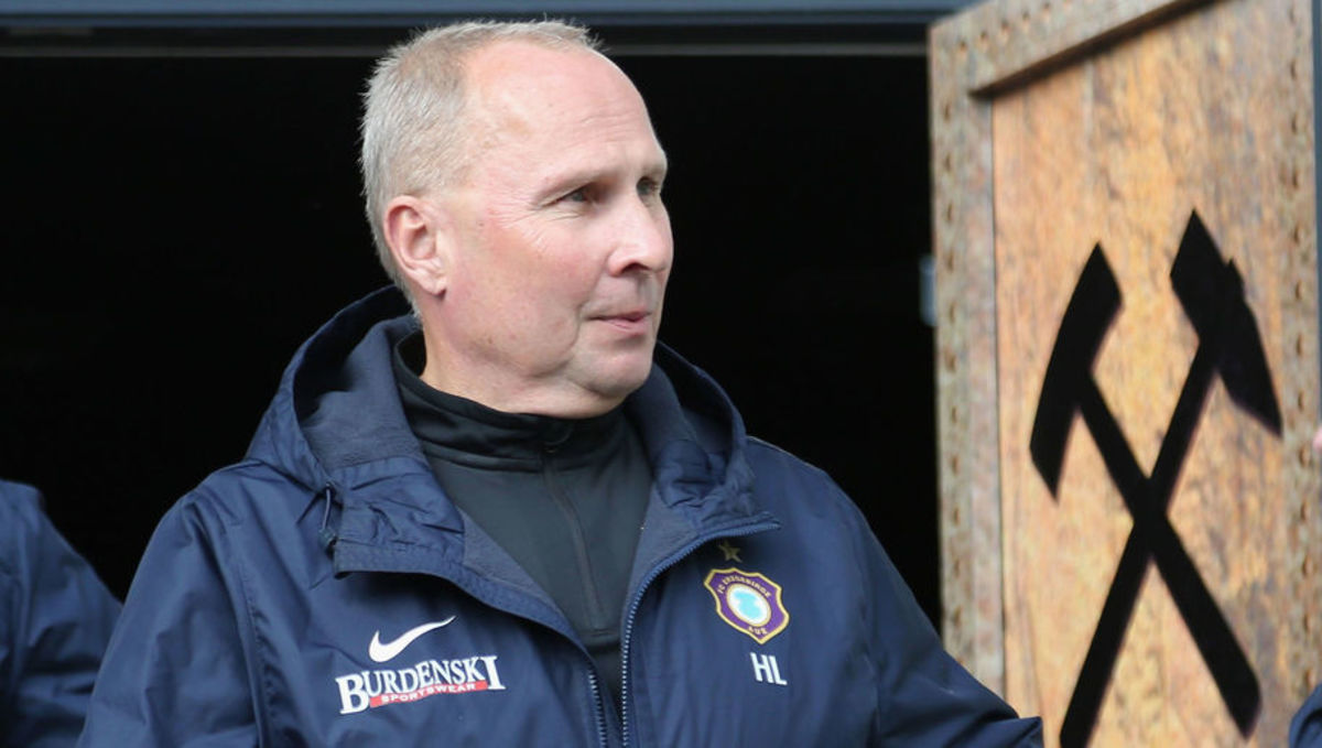 You Can Play as a German Second Division Kit Man on FIFA 18 Ultimate ...