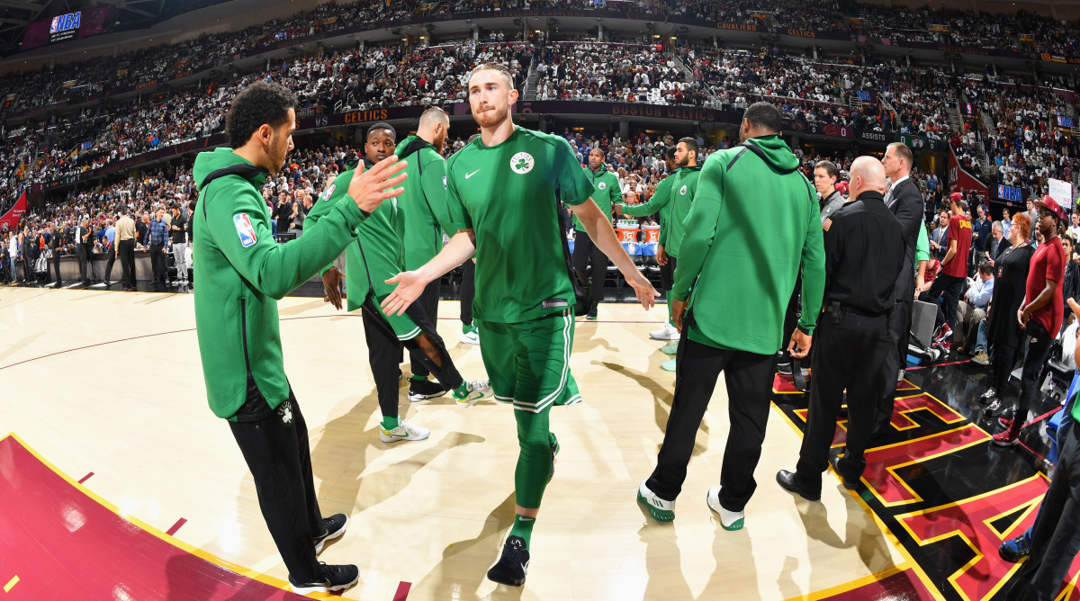 Gordon Hayward injury: Celtics F surgery reportedly on Wednesday ...