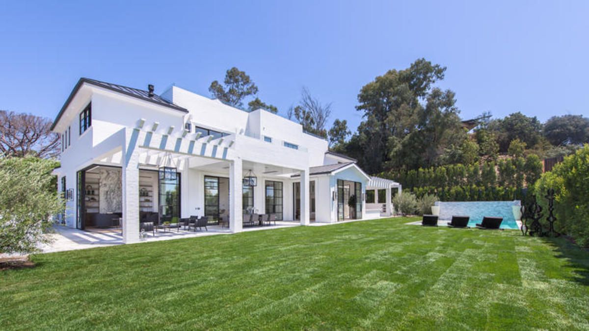 Lebron James House Inside