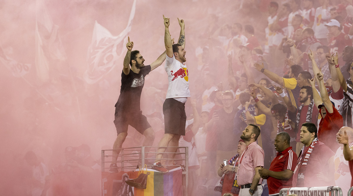 Red Bulls clinch playoff spot, beat Whitecaps 3-0 - Sports Illustrated