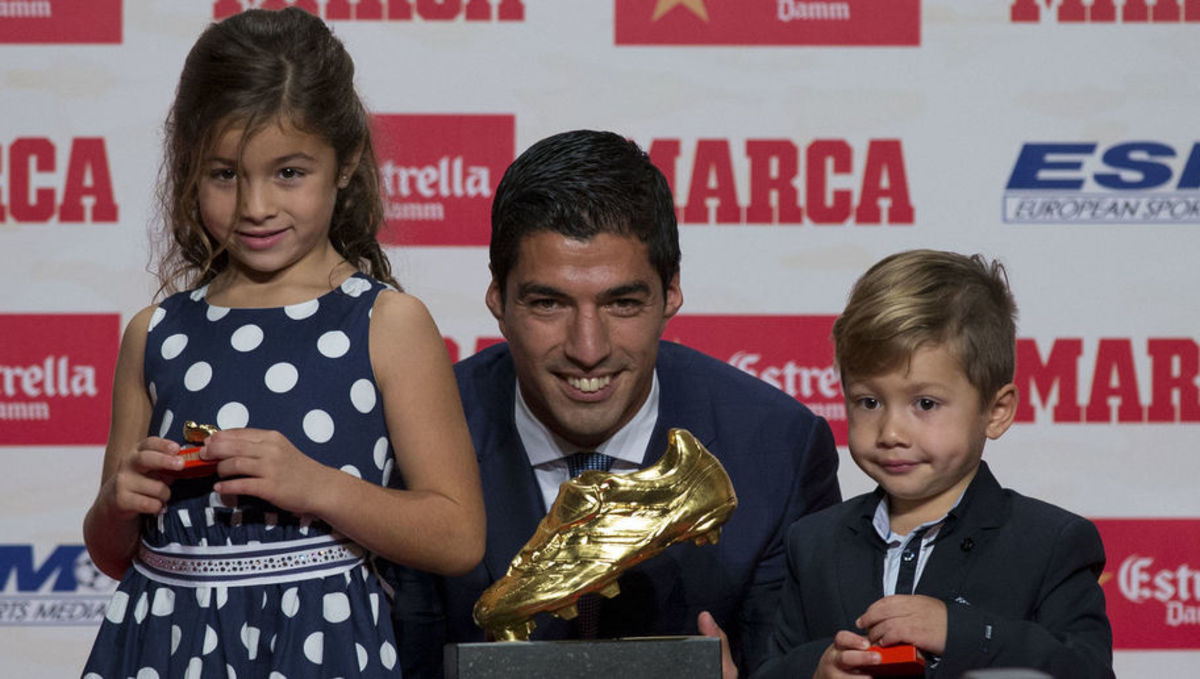 Las famosas celebraciones de gol que imita el hijo de Luis Suárez ...