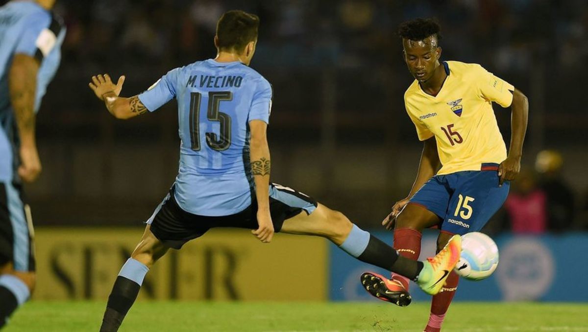 Ecuadorian Midfielder Claims Tottenham & Championship Strugglers Are ...