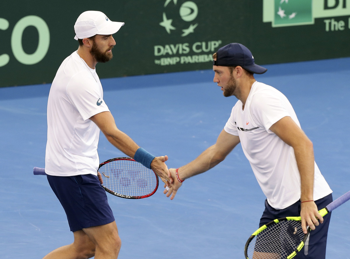 Davis Cup: US wins doubles to stay alive in quarterfinal - Sports ...