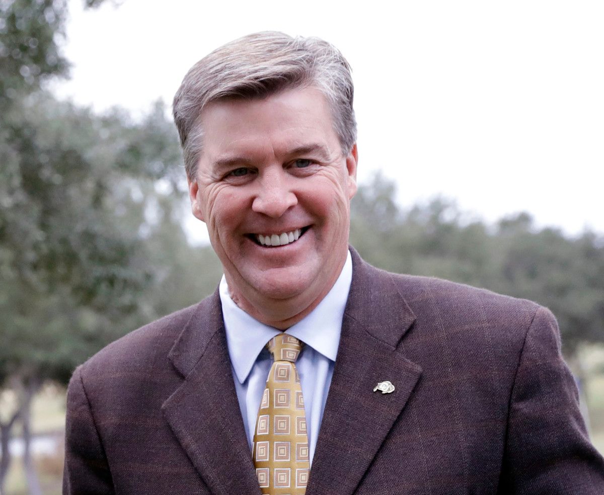 Colorado coach Mike MacIntyre contract extended through '21 - Sports ...