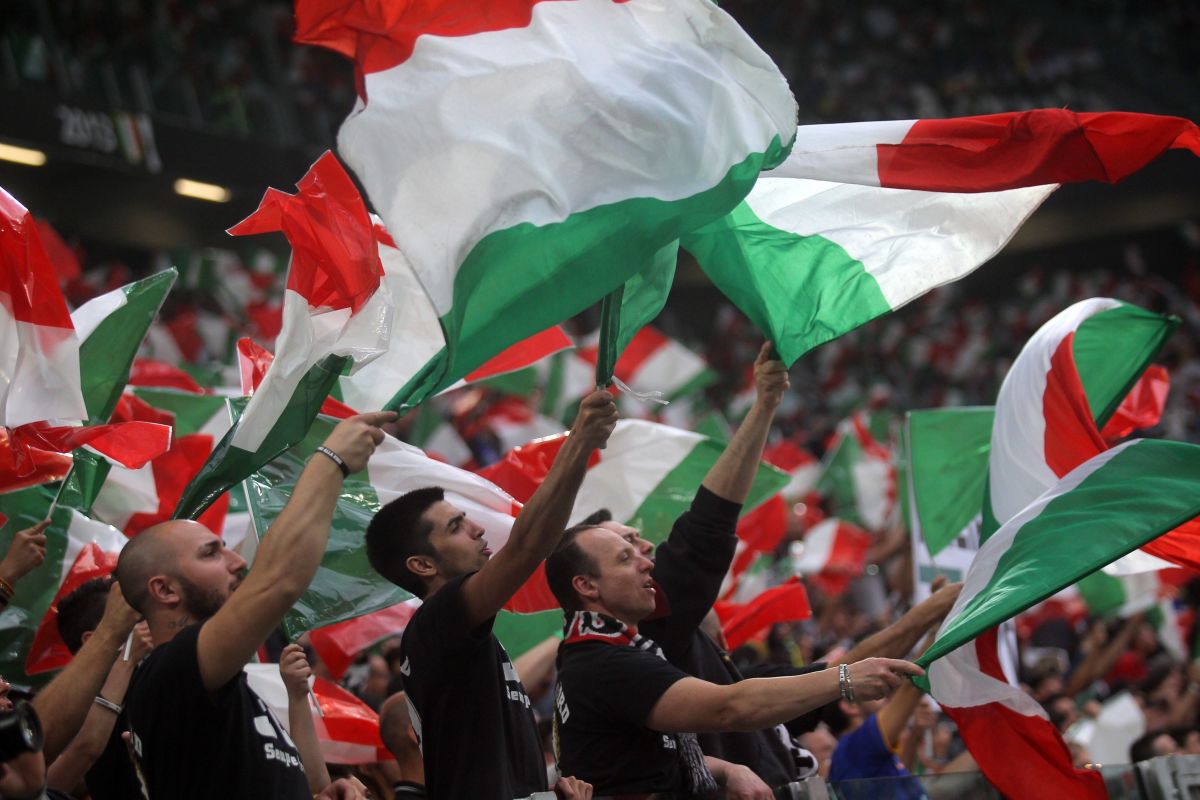 7 of the Most Corrupt Figures in Football History - Sports Illustrated