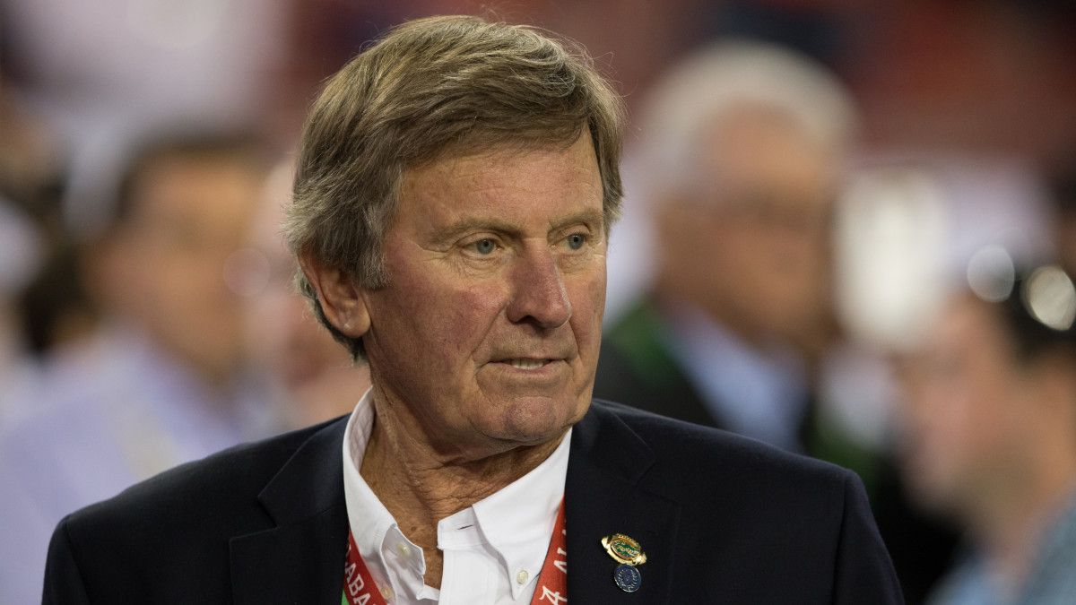 Steve Spurrier denies favoring Scott Frost for Florida job - Sports ...