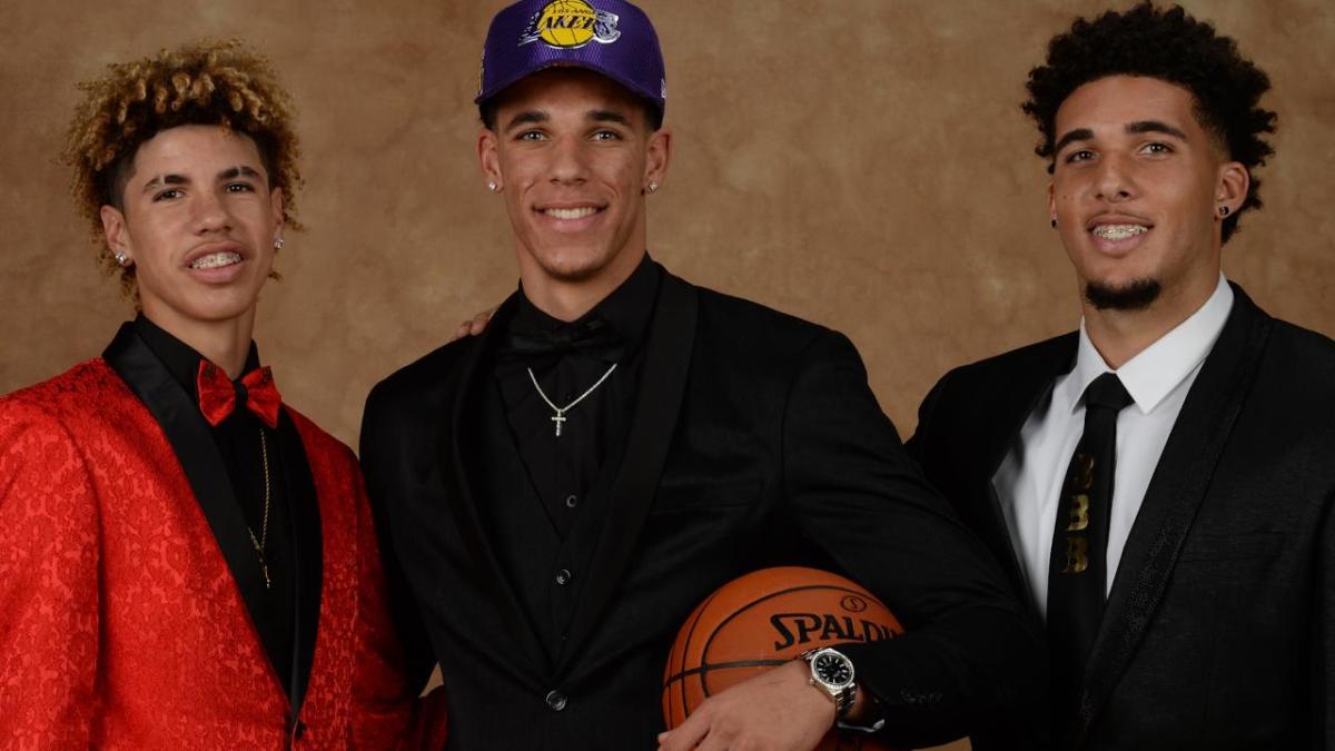 LaVar Ball: Sons LiAngelo and LaMelo sign with agent - Sports Illustrated