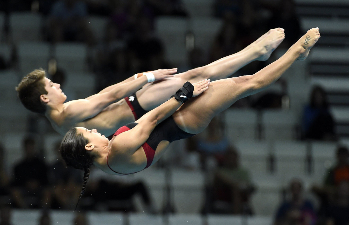 Chinese divers Ren Qian, Lian Junjie win gold at worlds - Sports ...