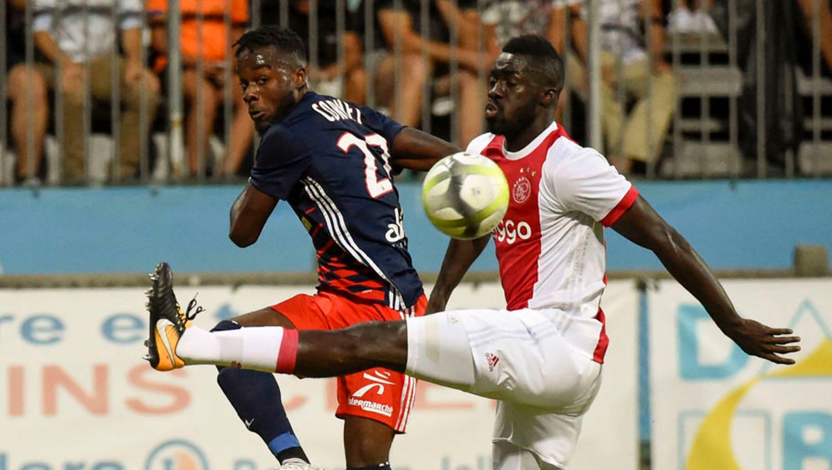 Tottenham Targeting £35m-Rated Ajax Defender as Their First Signing of ...