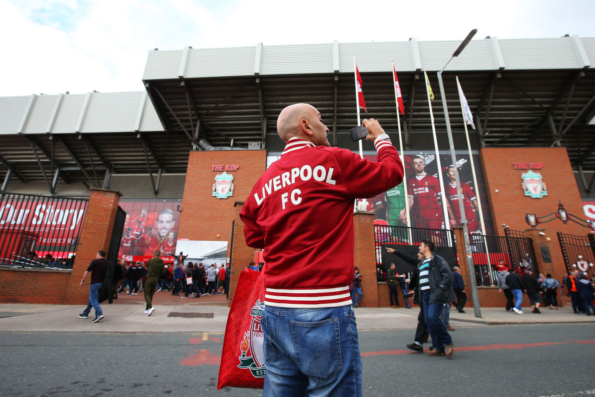 Ex-Man Utd Star Admits Playing at Anfield is Like 'Going to Hell ...