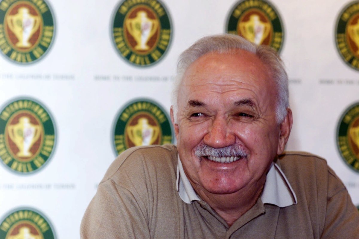 Two-time major winner and coach Mervyn Rose dies at age 87 - Sports ...