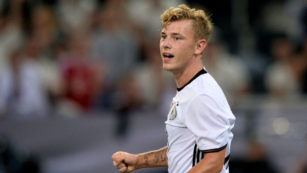 Tottenham on Alert as Schalke 04 Sporting Director Is Yet to Decide on ...