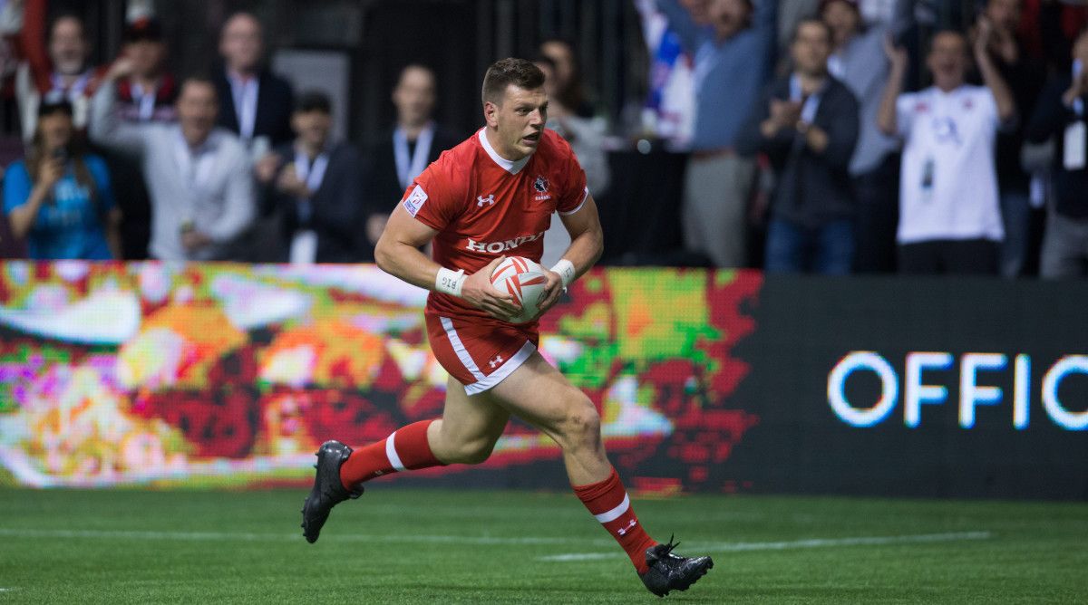 Philadelphia Eagles sign rugby star Adam Zaruba - Sports Illustrated