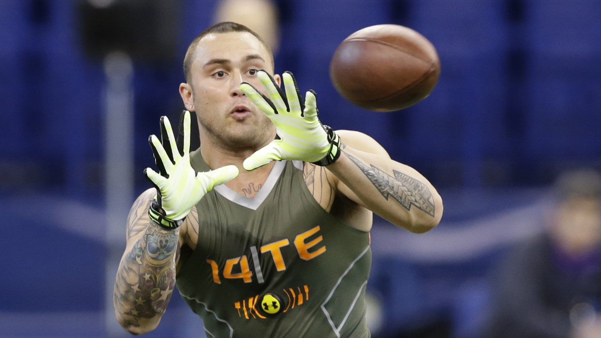 Colt Lyerla escapes from jail: Ex-Oregon tight end caught - Sports ...