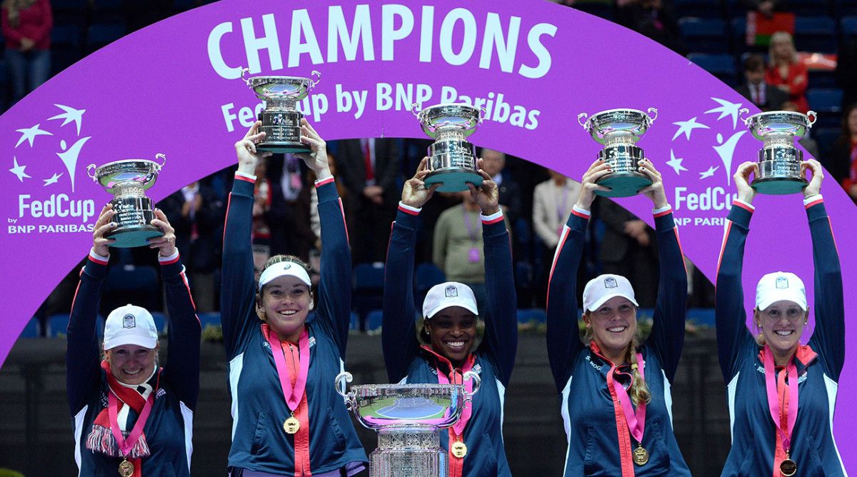United States beats Belarus to win its 18th Fed Cup title - Sports ...