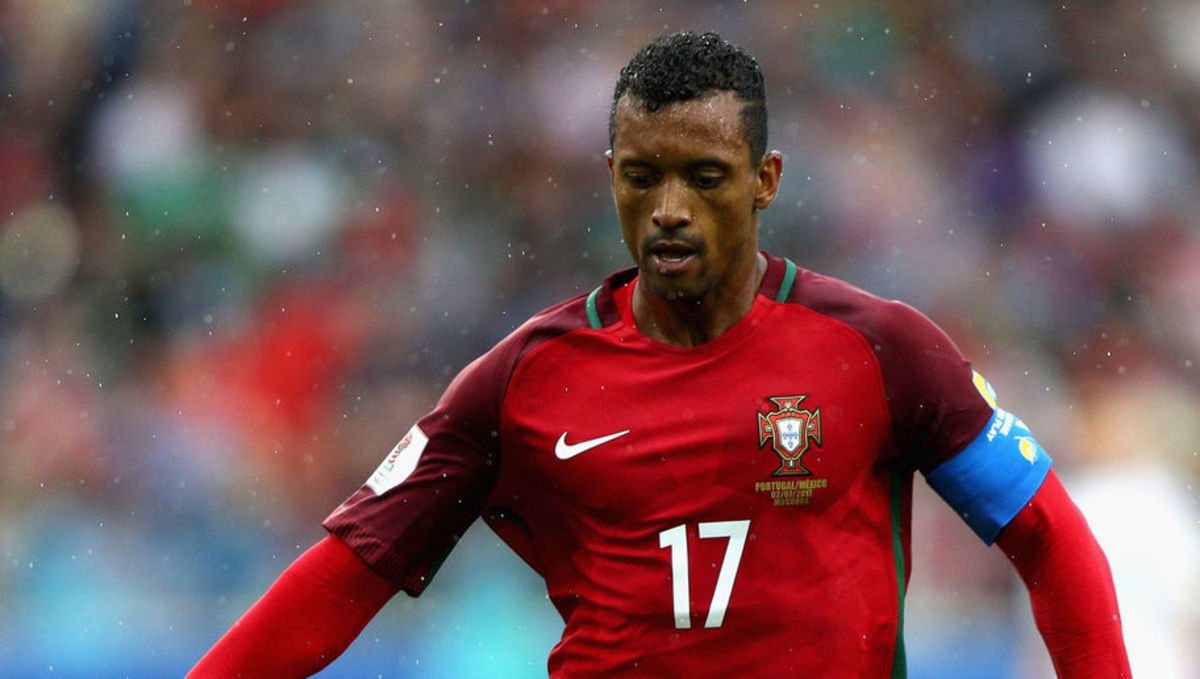 Turkish Giants Fenerbahce Desperate to Sign Nani on Loan Despite Knee ...