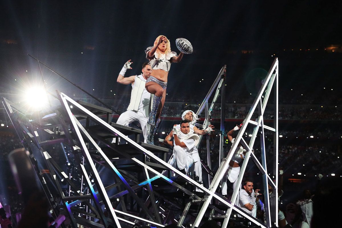 Lady Gaga's Super Bowl LI Halftime Show - Sports Illustrated