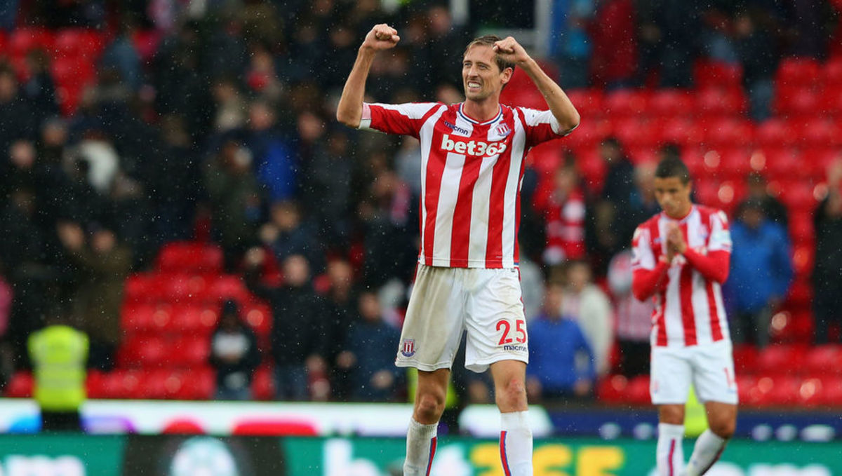 HISTÓRICO | Peter Crouch entró en el libro de los Récord Guinness con ...