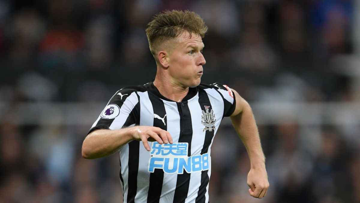 Newcastle Ace Ritchie Ready for 'Strange' Showdown With Former Club ...