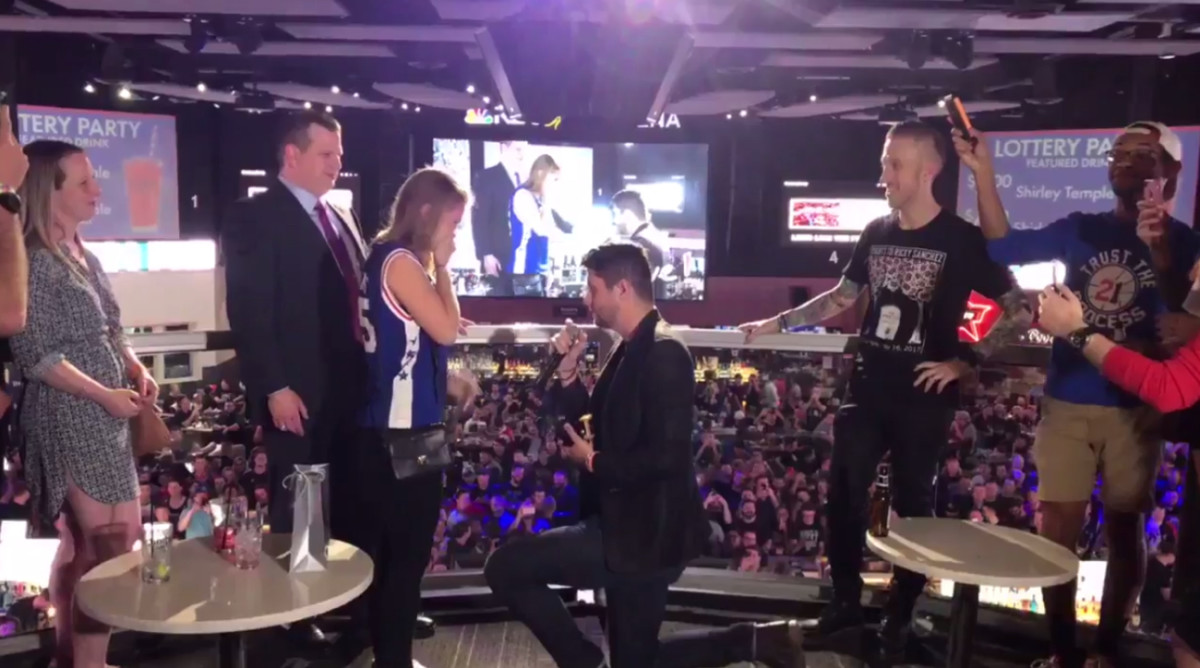 Sixers fans get engaged at NBA draft lottery party (video) - Sports ...