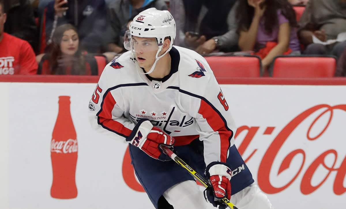 Andre Burakovsky out 6-8 weeks after thumb surgery - Sports Illustrated