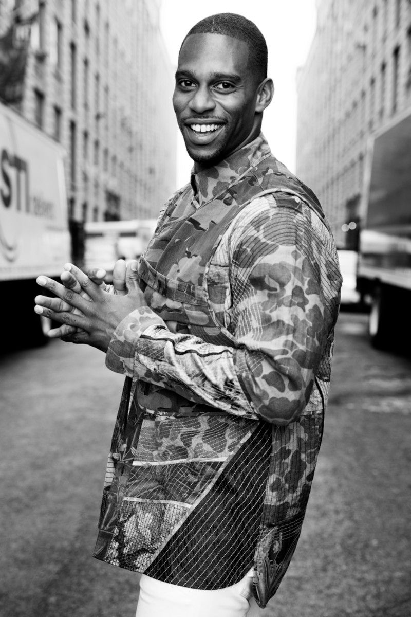 Victor Cruz Fashionable 50 - Sports Illustrated