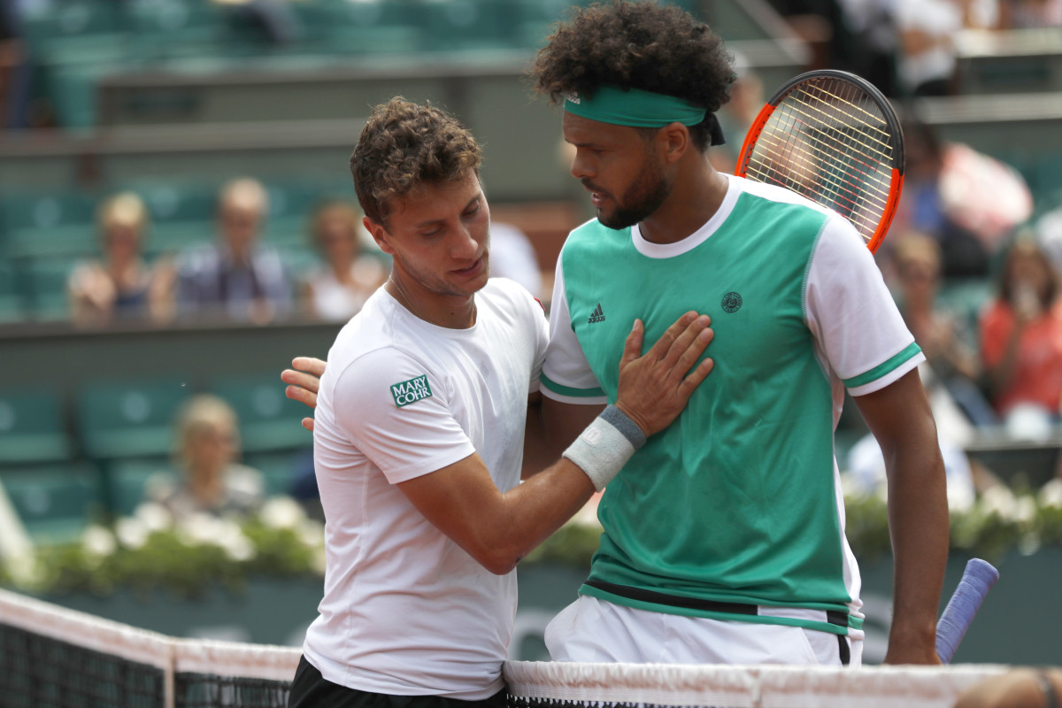 Nothing goes right for Tsonga in French Open loss - Sports Illustrated