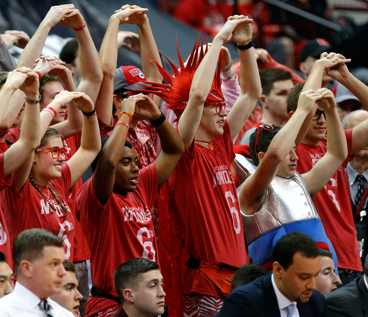 College Basketball Superfans - Sports Illustrated