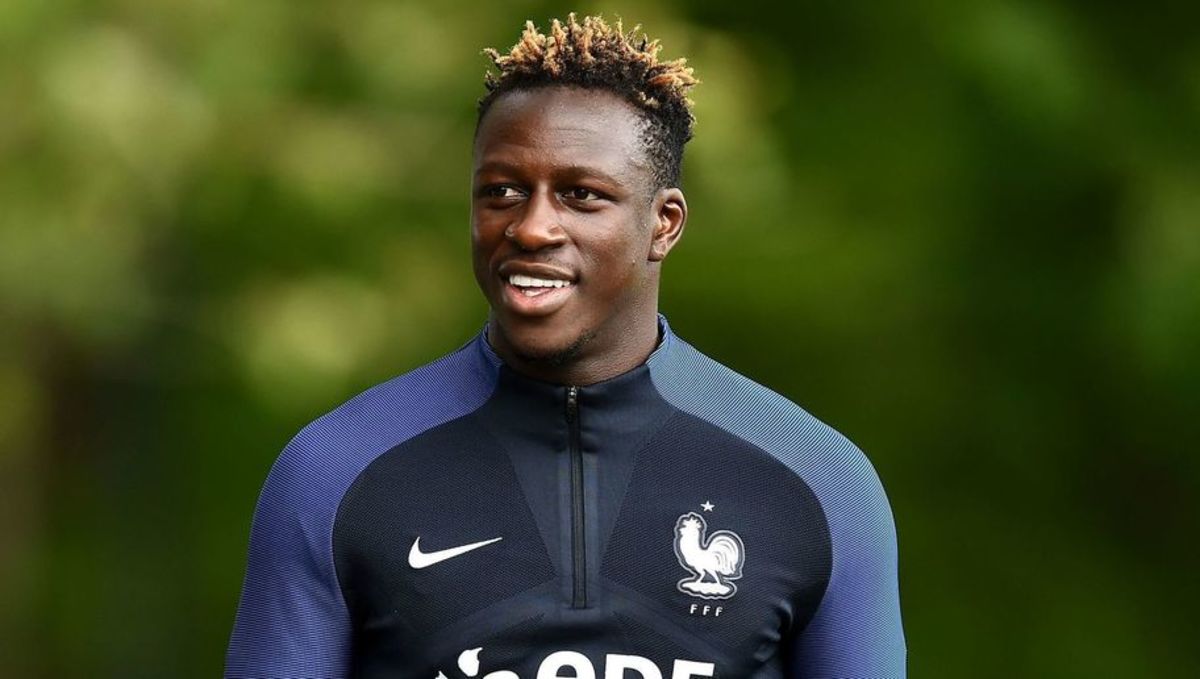 Man City Complete Signing of Benjamin Mendy as Summer Spending Soars to ...