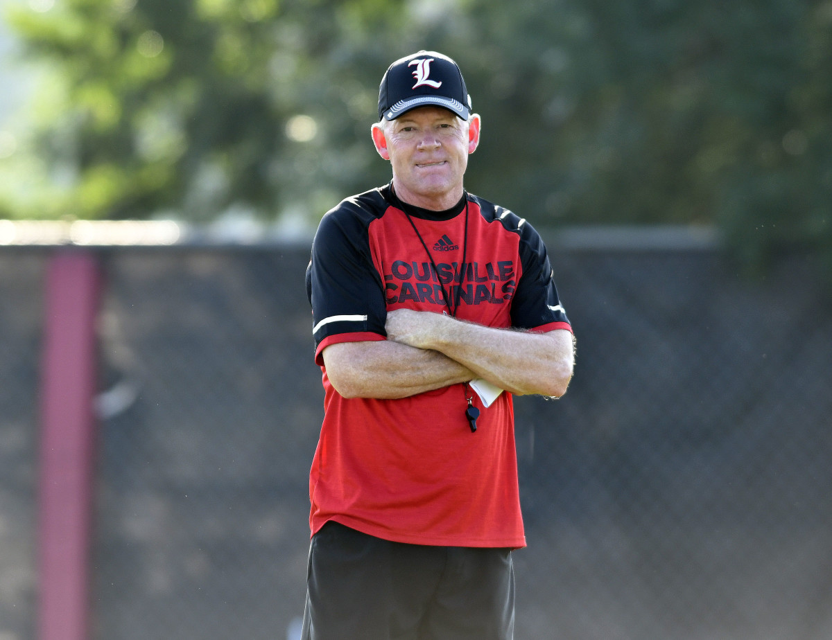 Outcast to back on top: No questioning Petrino the coach - Sports ...