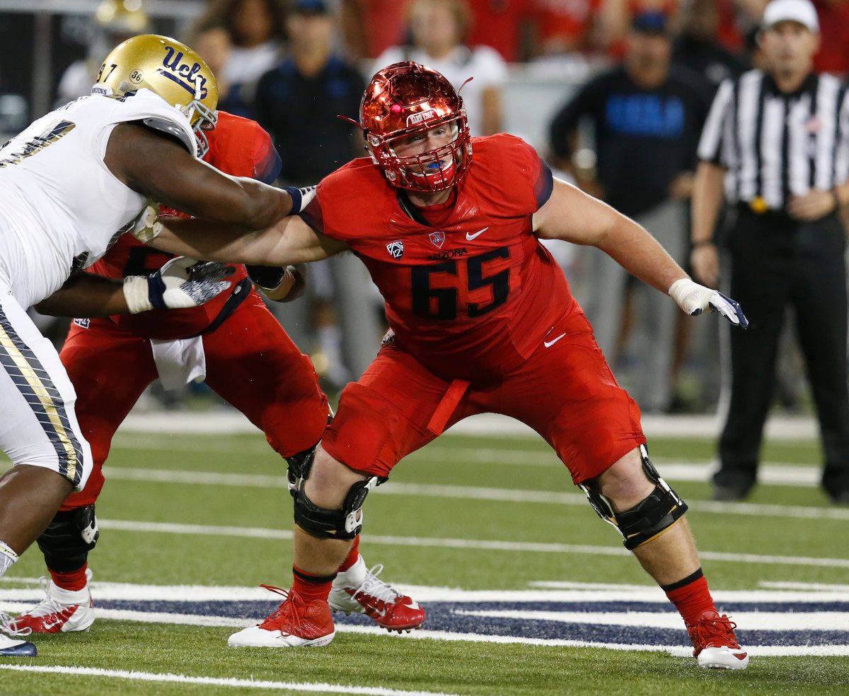Arizona enters 2016 with heavy heart after lineman's death - Sports ...