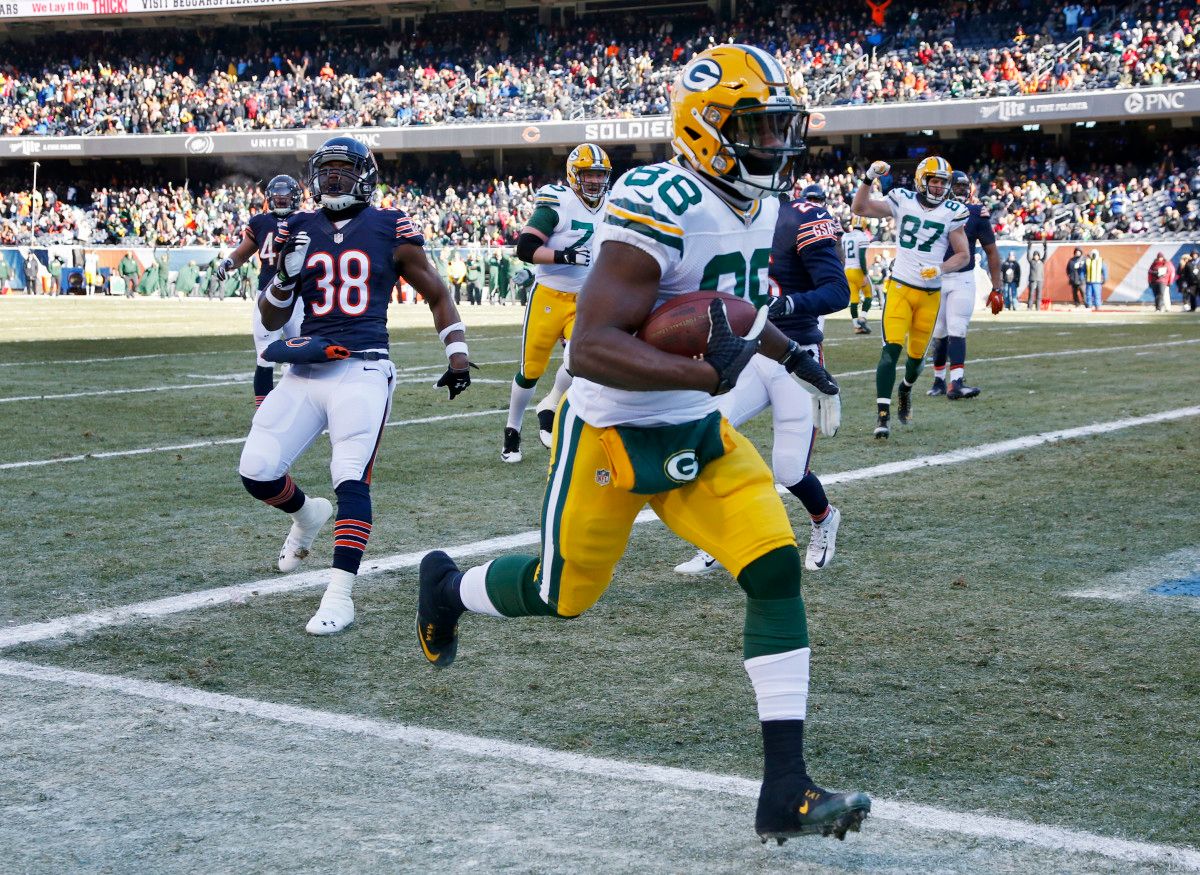 From WR to RB, Montgomery comes up big in win over Bears - Sports ...