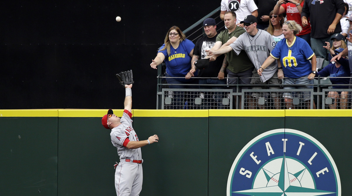 Mike Trout robs grand slam on birthday (video) - Sports Illustrated