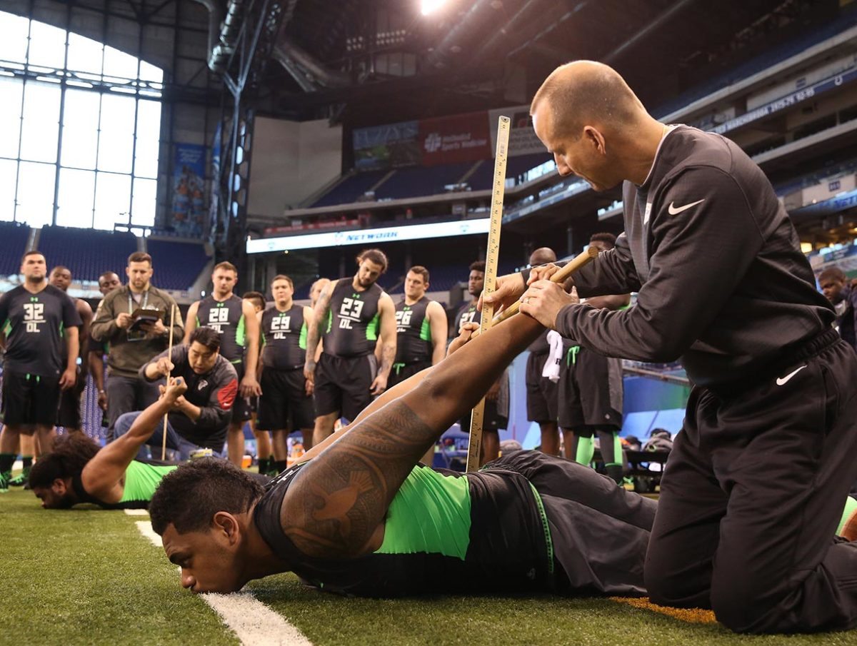 VIEWFINDER: Inside the 2016 NFL Scouting Combine - Sports Illustrated