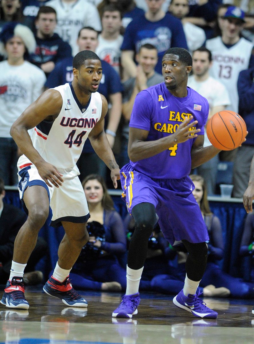 Miller, Purvis lead UConn to 85-67 win over East Carolina - Sports ...