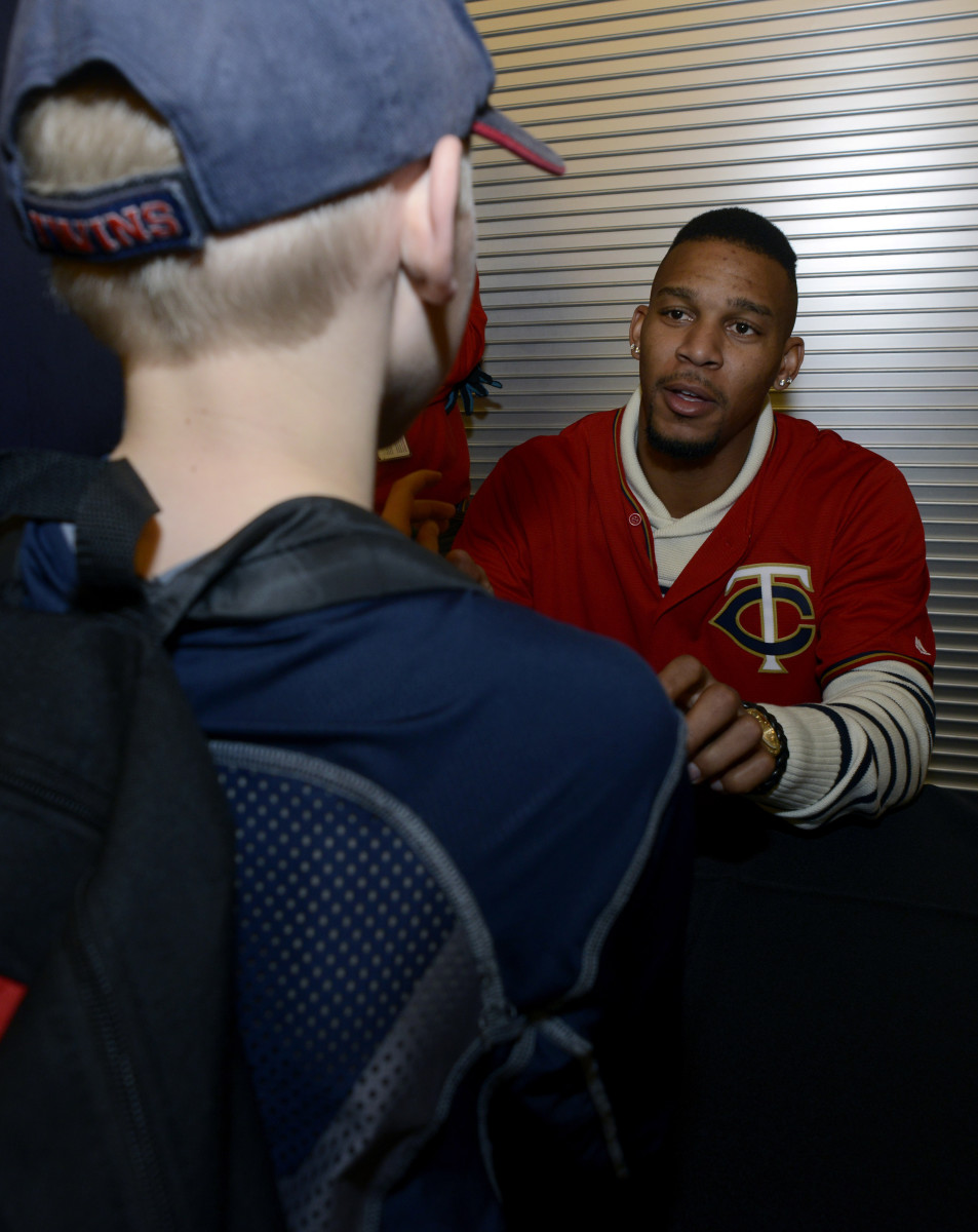 Twins' Buxton aims to warm up from rough rookie year - Sports Illustrated