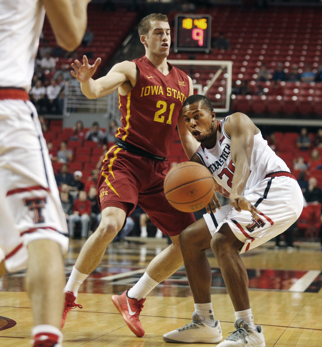Texas Tech upsets No. 14 Iowa State 85-82 in OT - Sports Illustrated