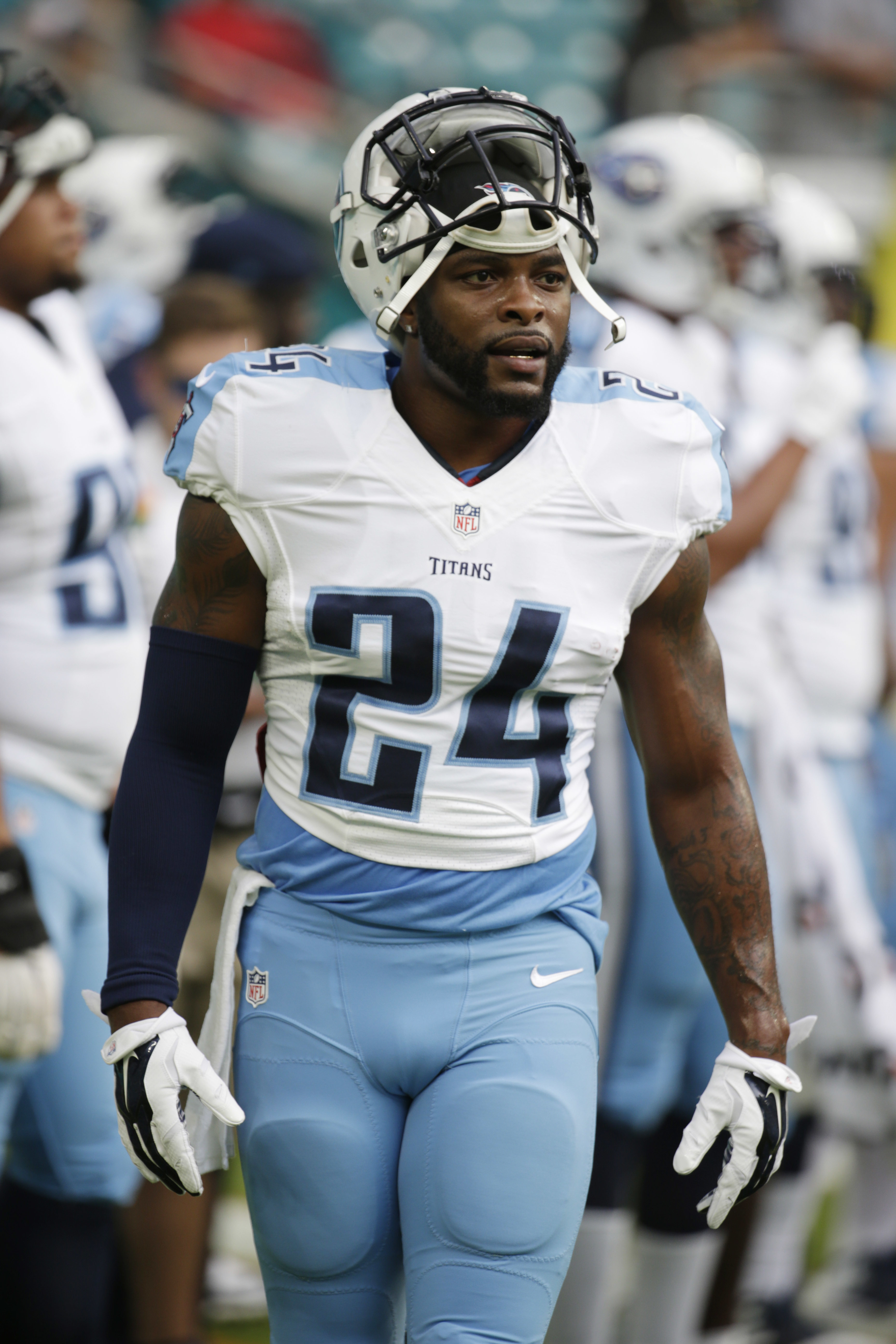 Titans starting cornerbacks finally healthy at same time - Sports ...