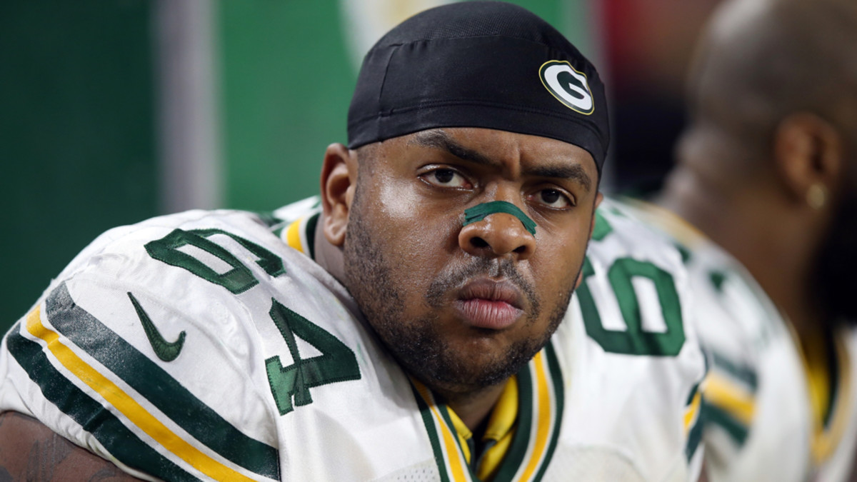 Mike Pennel suspended for violating substance-abuse policy - Sports ...