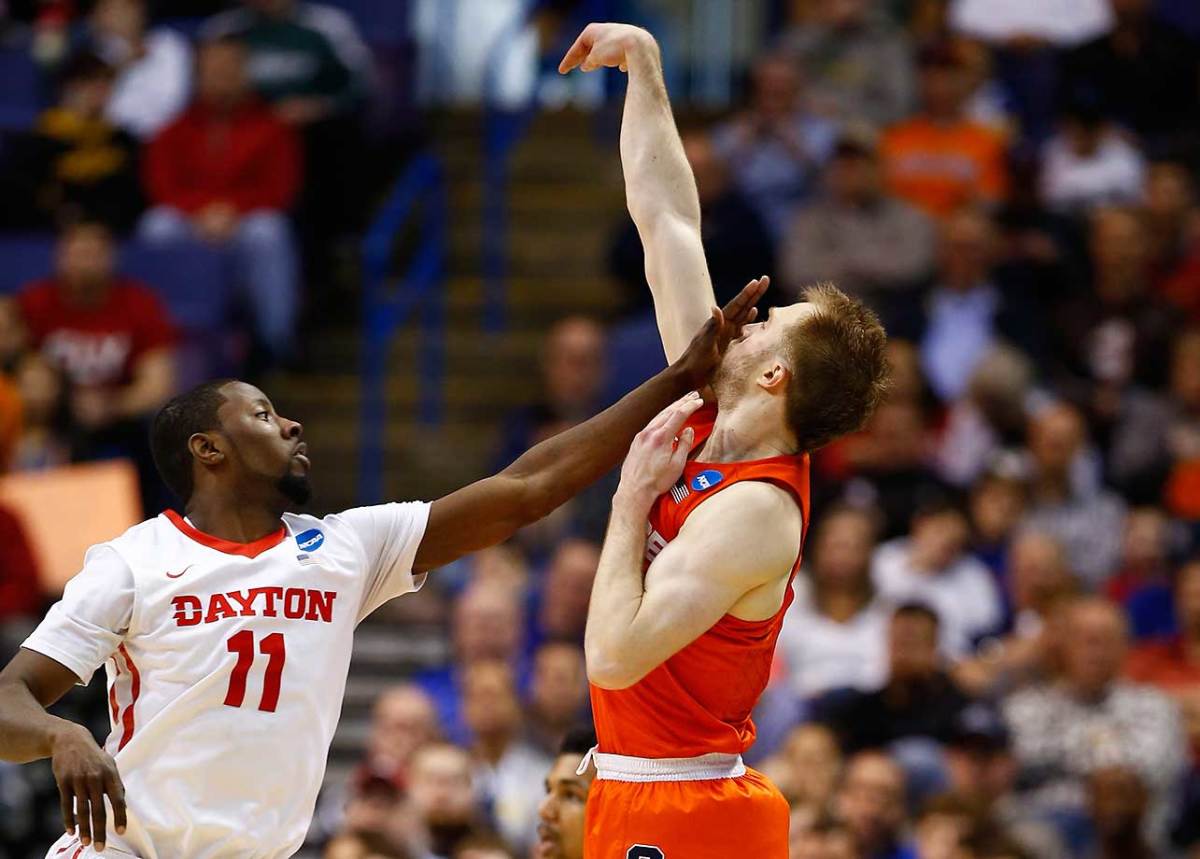 Day 2 photos of the 2016 NCAA Tournament - Sports Illustrated